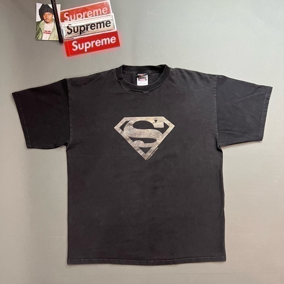 DC Comics | Shirts | Vintage Superman Graphic Tee Gold Foil Logo ...